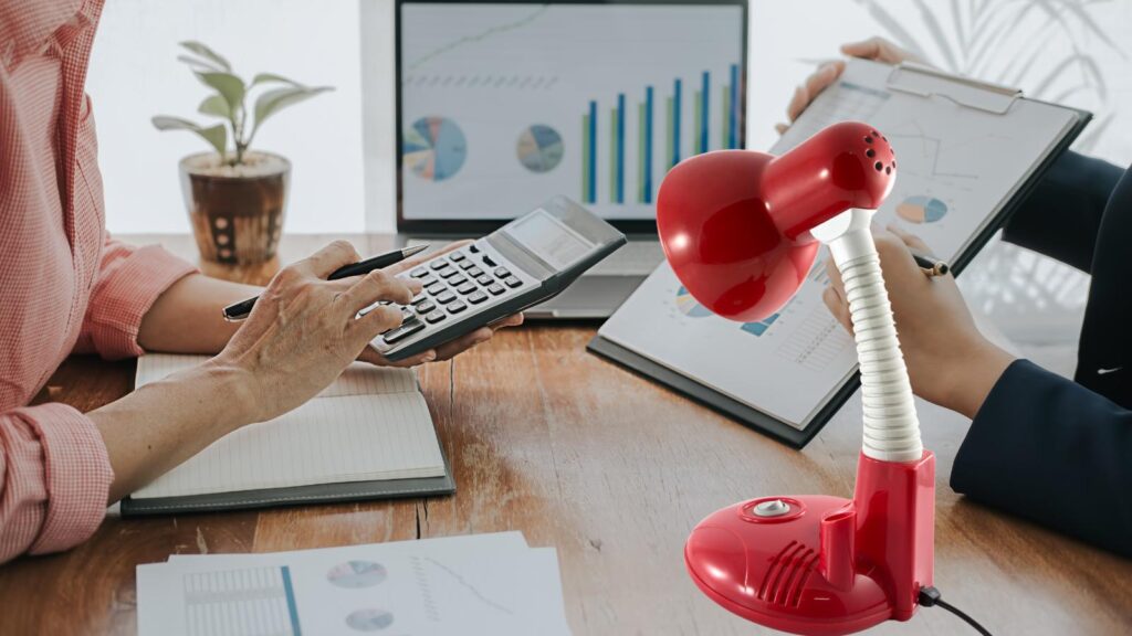 How to Fix a Broken Table Lamp: Step-by-Step Guide for Beginners